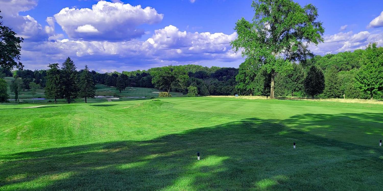 White Manor Country Club By David Theoret